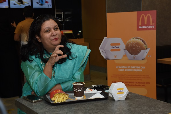 McDonald’s EatQual - a special pack for customers with limited hand ...